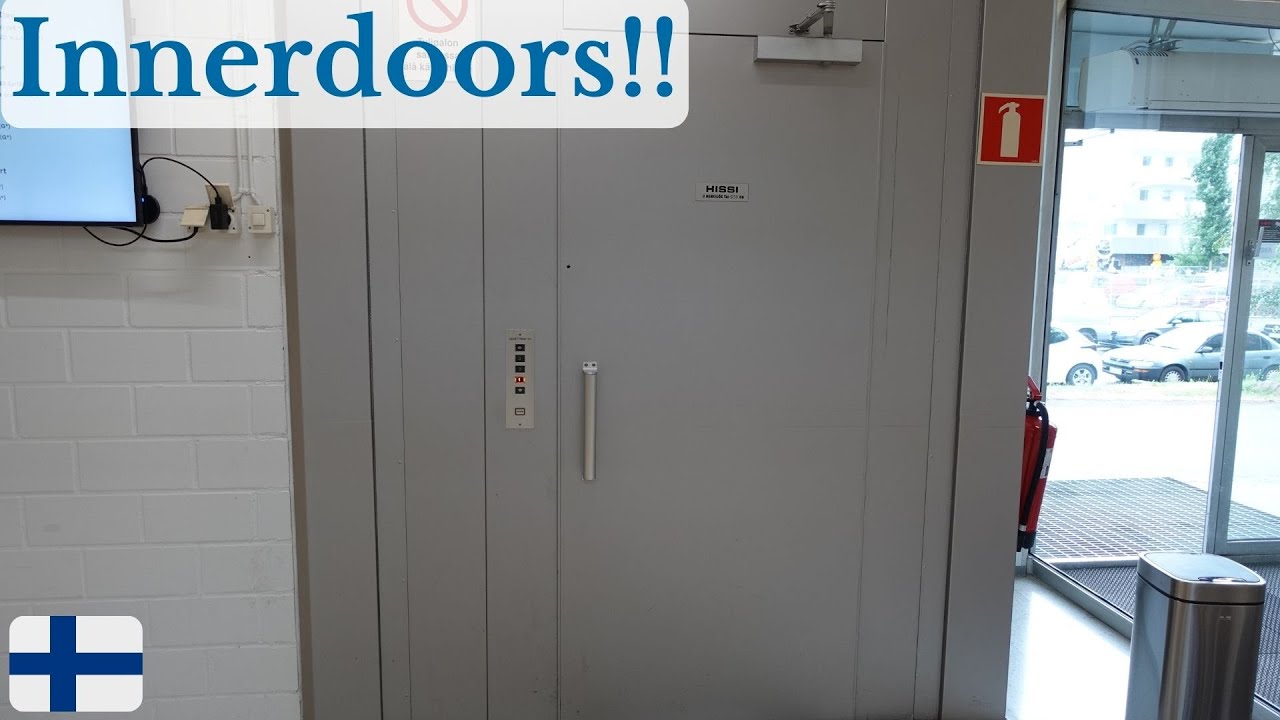 SCENIC original 1983 Geijer-Hissi hydraulic elevator at Marimekko store ...