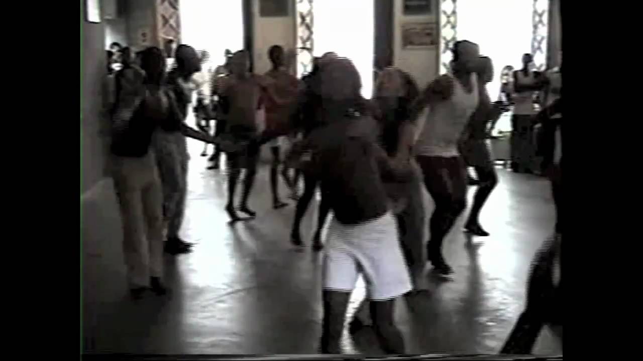 Bahia Brazil: Olodum Afro Brazilian dance class part 1 - YouTube