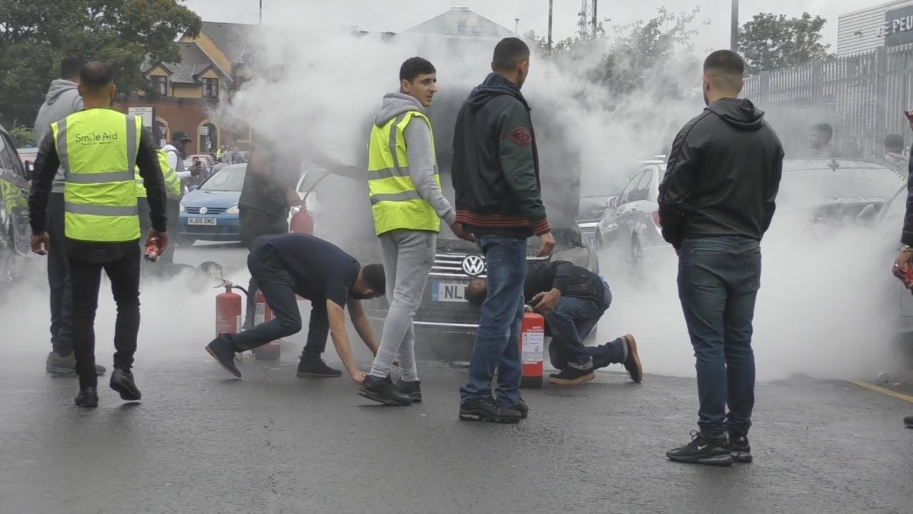 UK Car Meet/CAR ON FIRE/ POLICE/Epic Cars! - YouTube