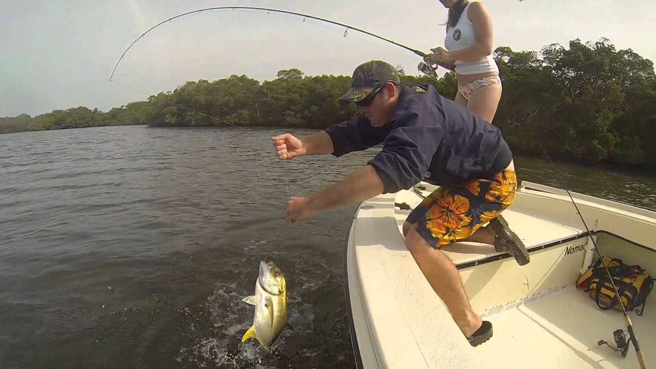 Flats Fishing Out Of Cockroach Bay - YouTube