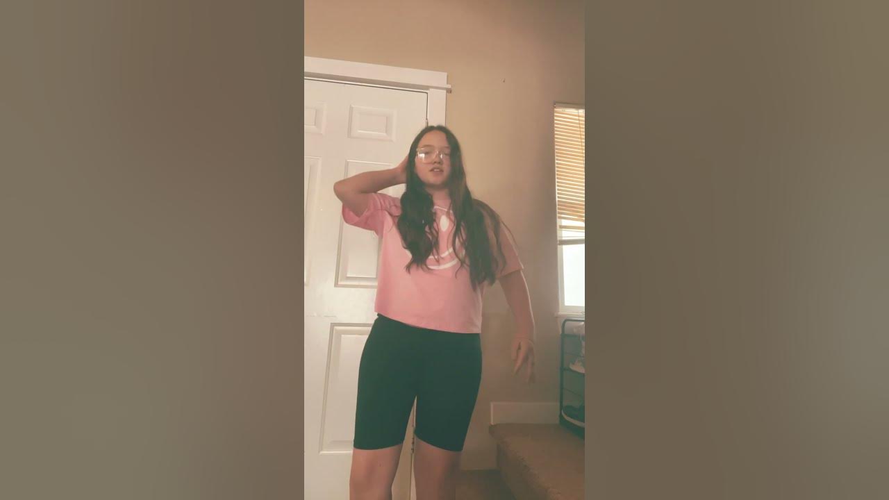 Bounce When She Walks Youtube