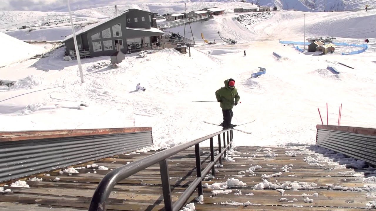The Armada 2013/14 AR7 Ski Review - YouTube
