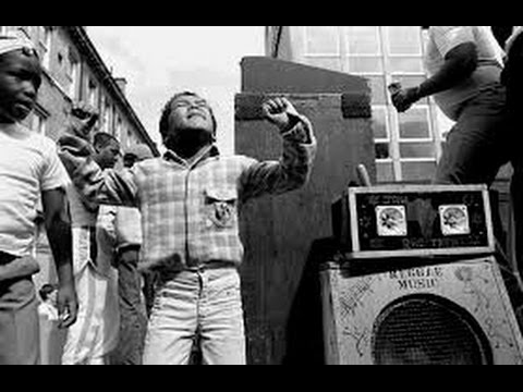 Billy Boyo In the Area Subtitulada - YouTube