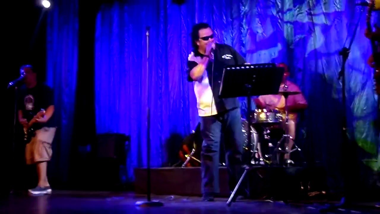 Gecko Band Vallarta - Suspicious Mind - ACT II - YouTube