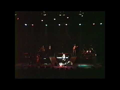 Renee Garcia - The Bounce