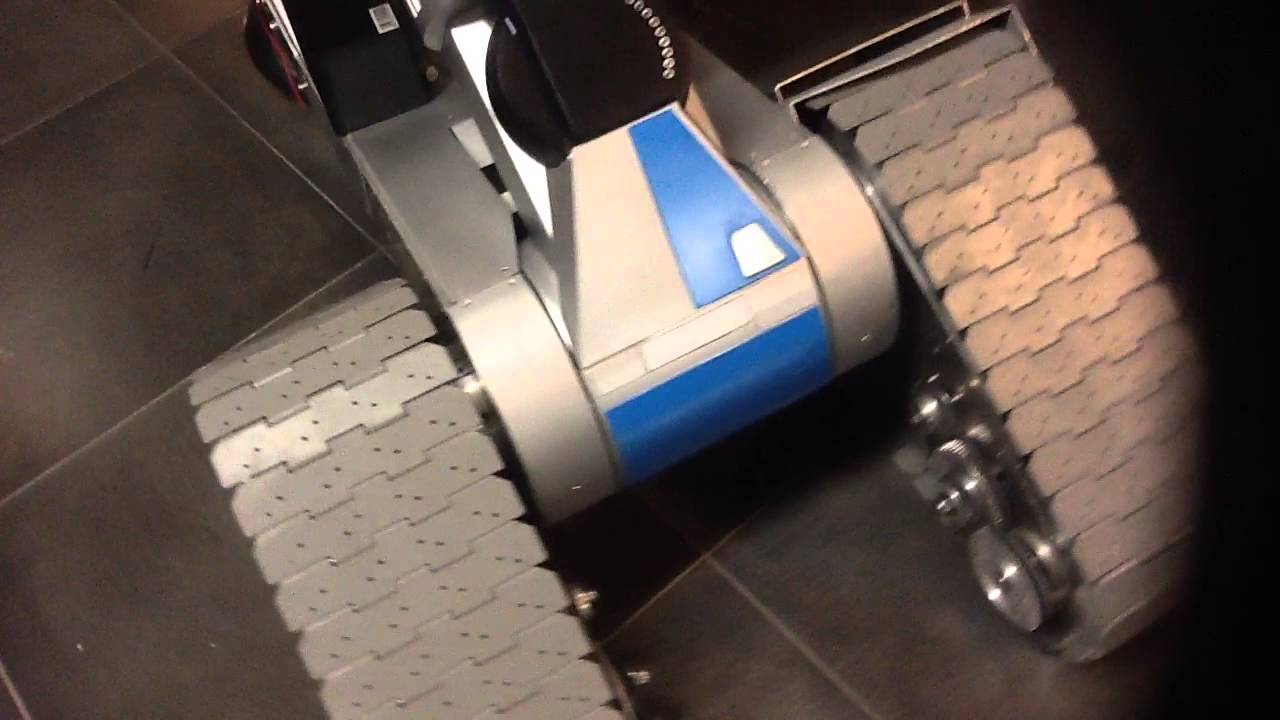 Johnny Five short circuit Live Tour around J5 By ArtRoboticStudios ...