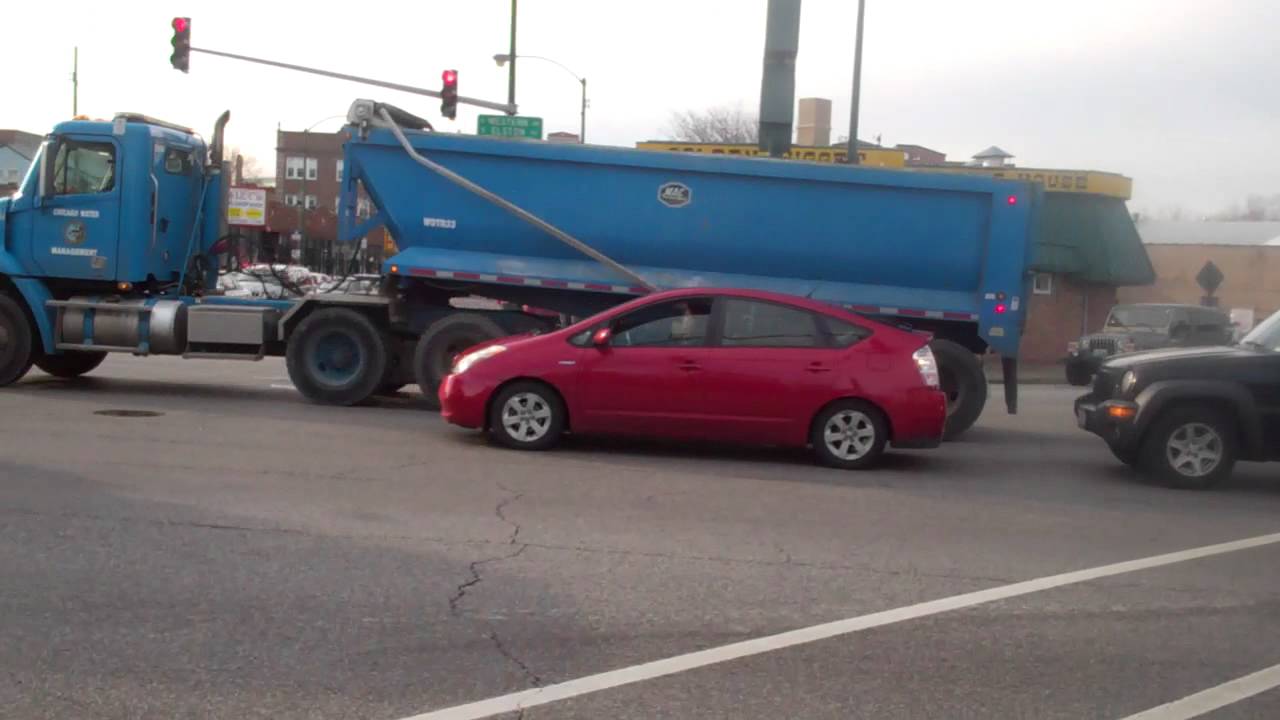 City Of Chicago Semi Dump Truck - YouTube