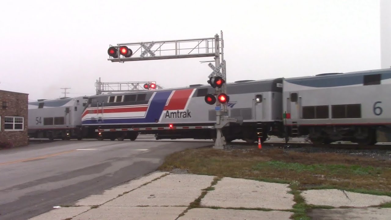 AMTK 51 w/ AMTK 54, AMTK 160 (Dash-8 Phase III HU), AMTK 6, & AMTK 82 ...