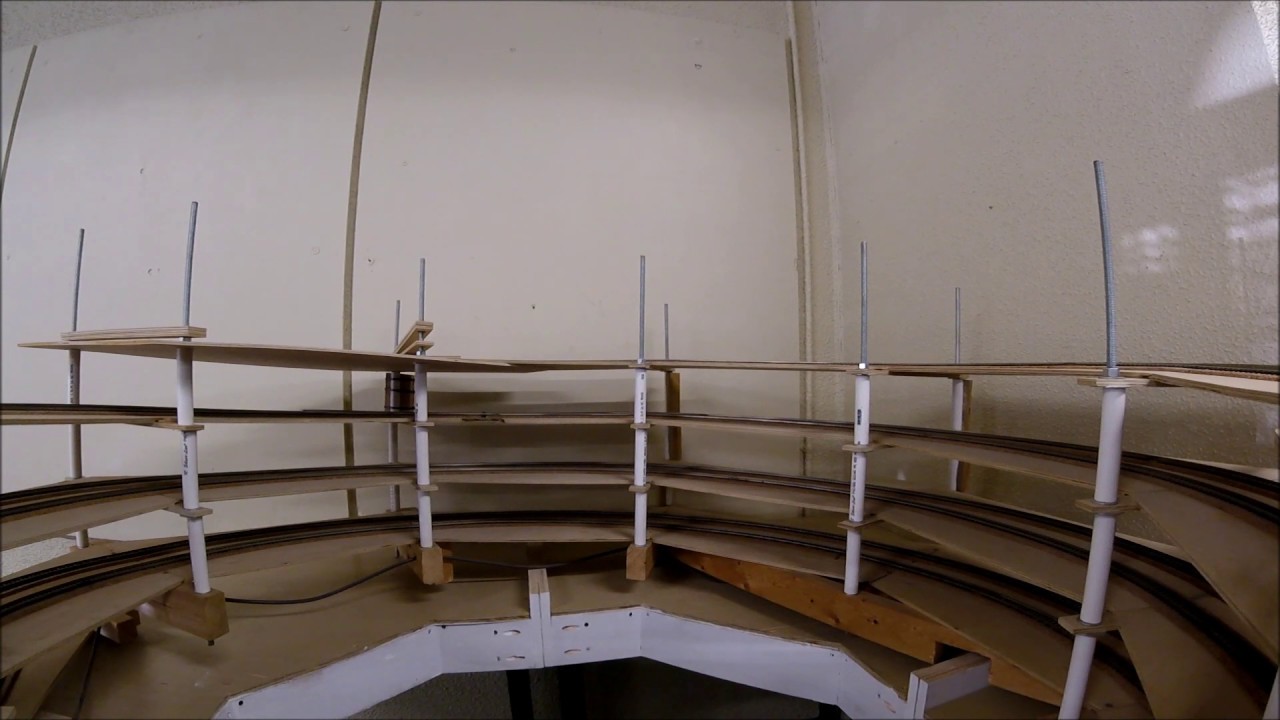 HO Scale model railroad Helix - YouTube