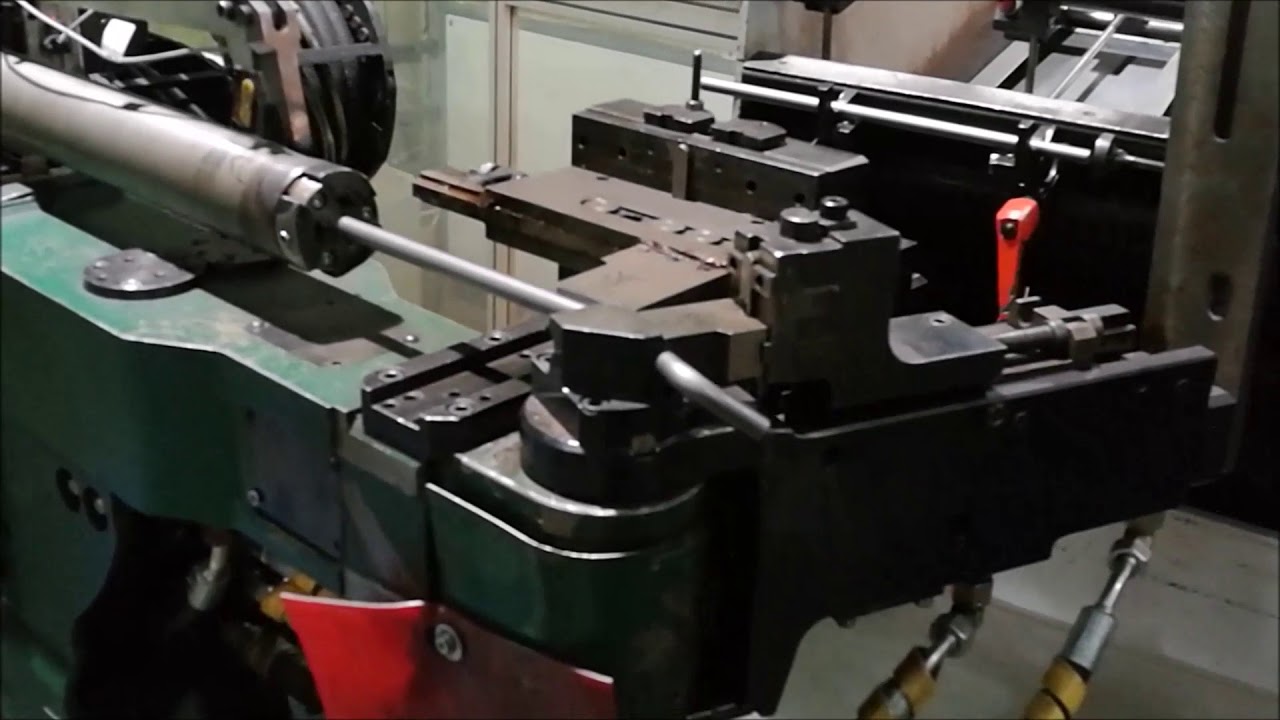 BLM Dynam0 Tube bending machine with tube loader - YouTube
