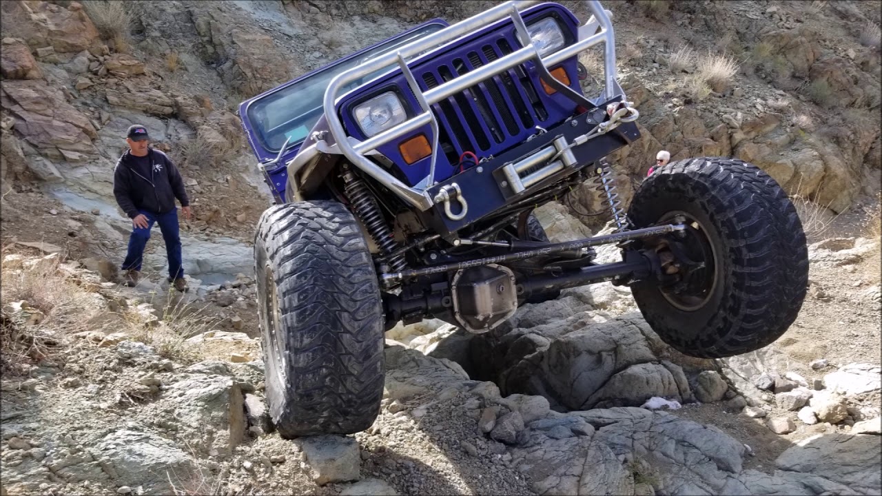 EXTREME JEEPING: CANDY A$$ & HARD A$$ - YouTube