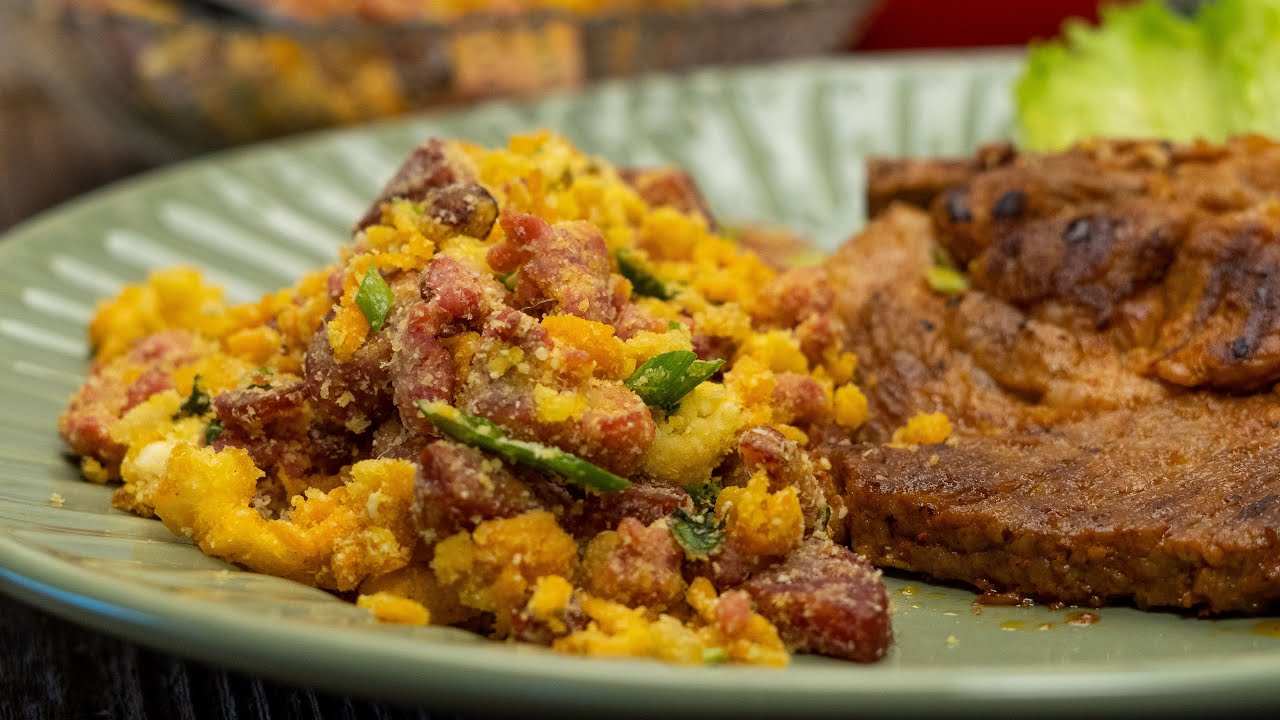 For me, farofa is life, and this one is very delicious! - YouTube