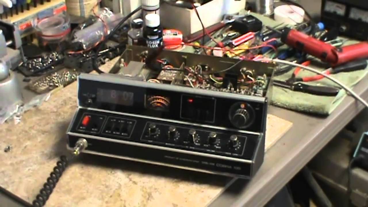 Classic Cobra 135 AM/SSB - YouTube