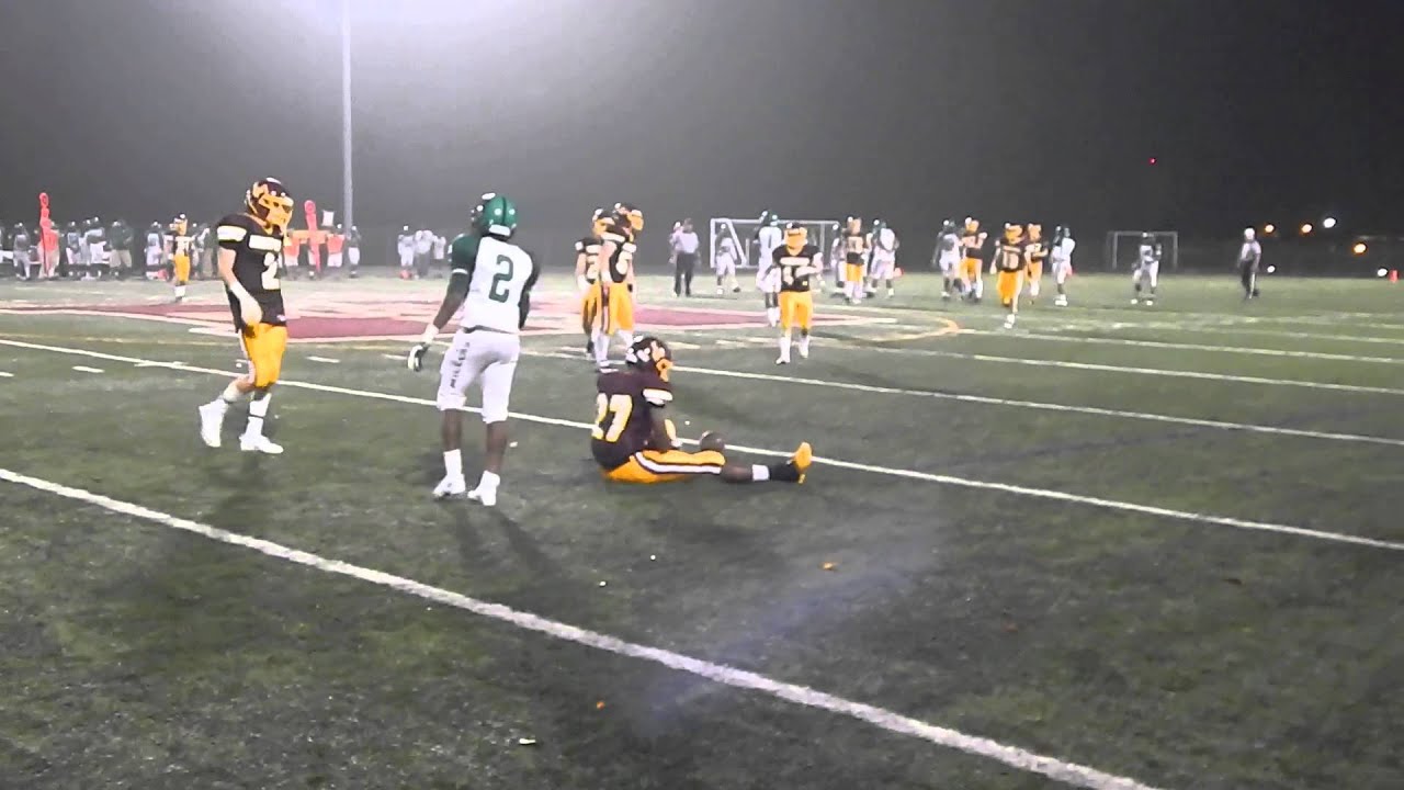Deonte White incomplete pass Milford Mill/Hereford football 9/12/13 ...