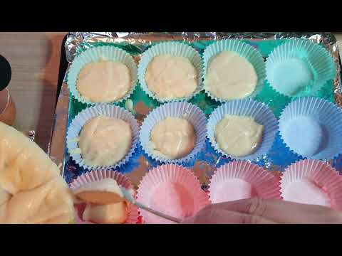 Unboxing and Cooking Betty Crocker Blueberry Muffin Mix