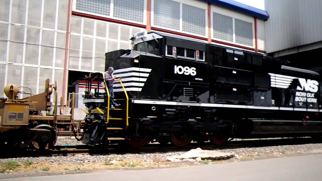 SD70MAC Y SD70ACe - YouTube