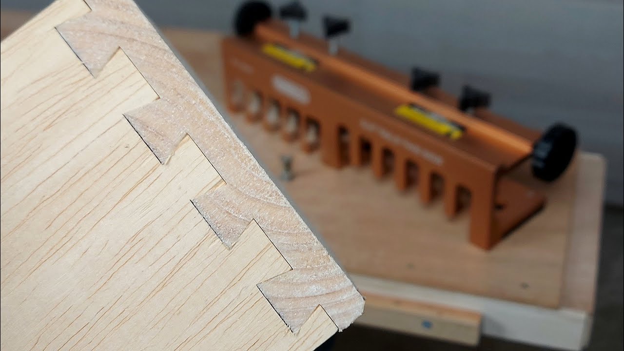 The tricks you need to know to use This Half-Blind Dovetail Jig - YouTube