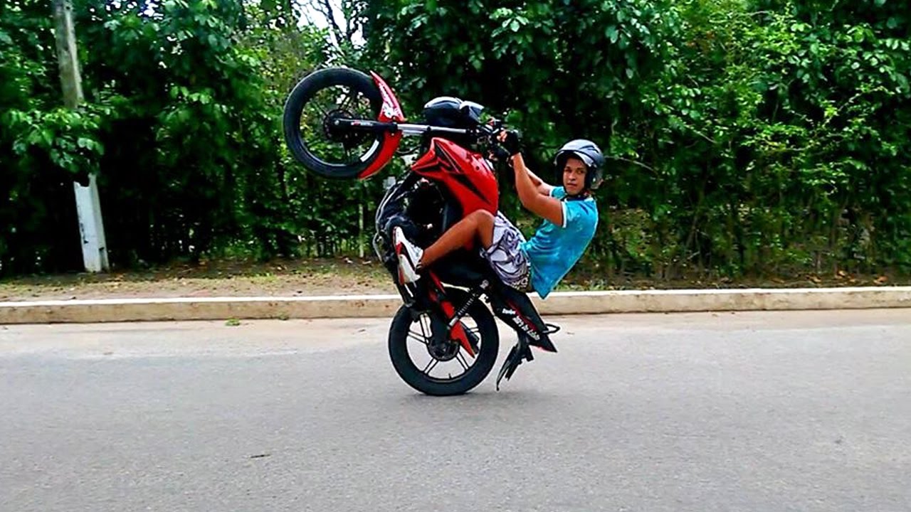 Música Lucas MotoVlog RAP 500K ft. C2 Motovlog - YouTube