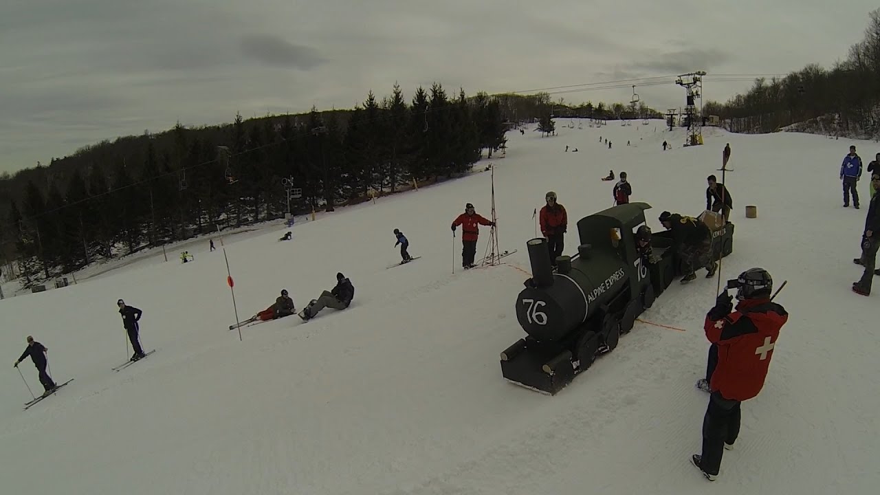 Beech Mountain Cardboard Box Derby 2015: Alpine Ski Center - YouTube