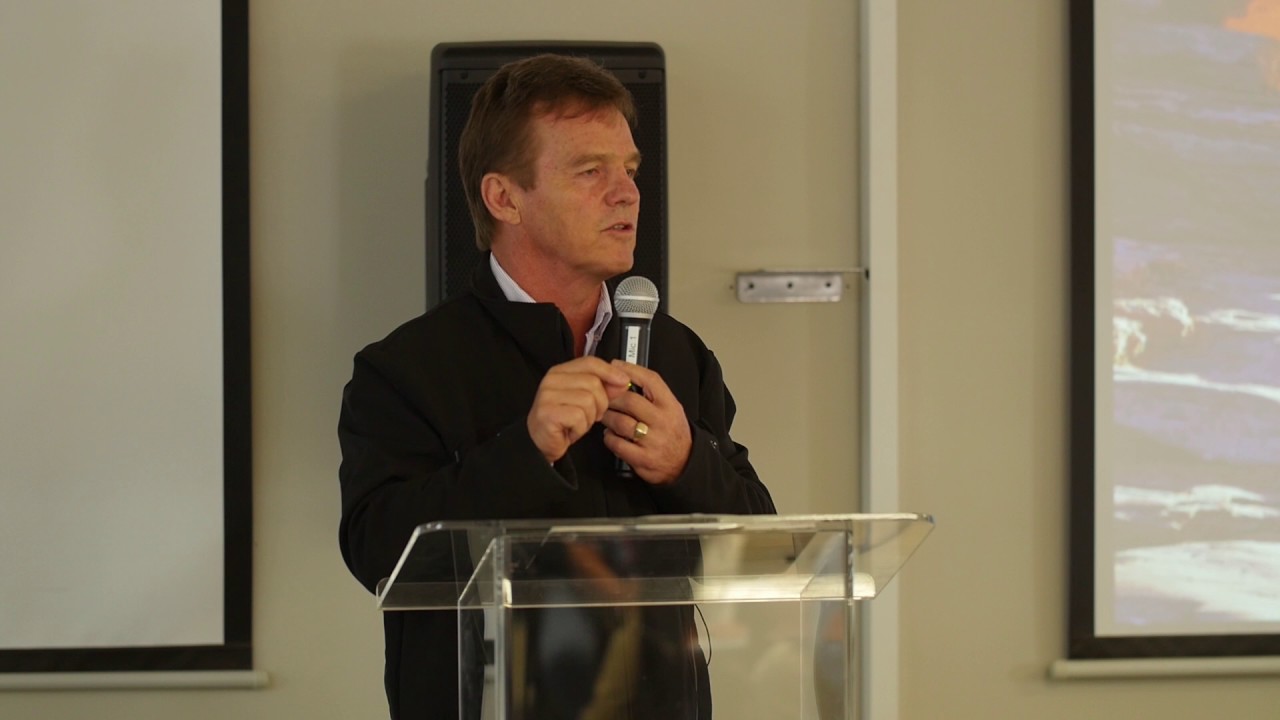 Theuns Eloff: ’n Perspektief op taalhofsake - YouTube