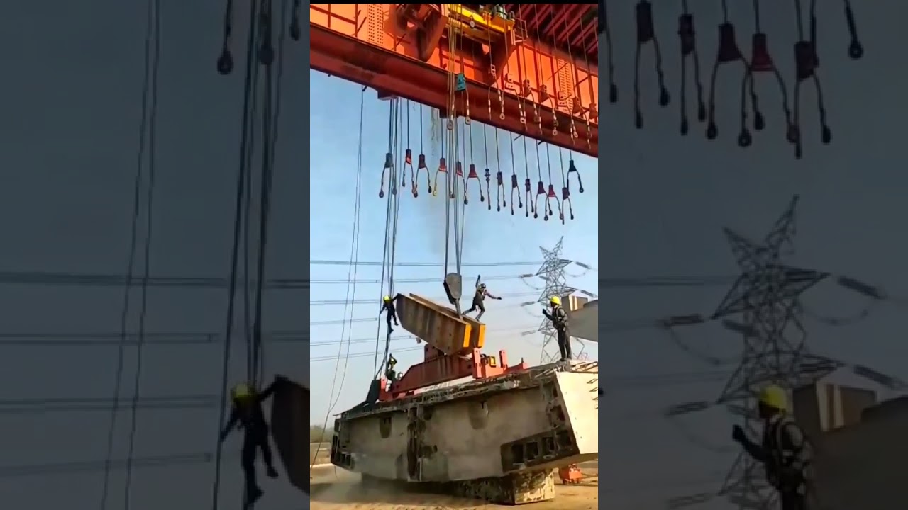 Accident during lifting operation - YouTube