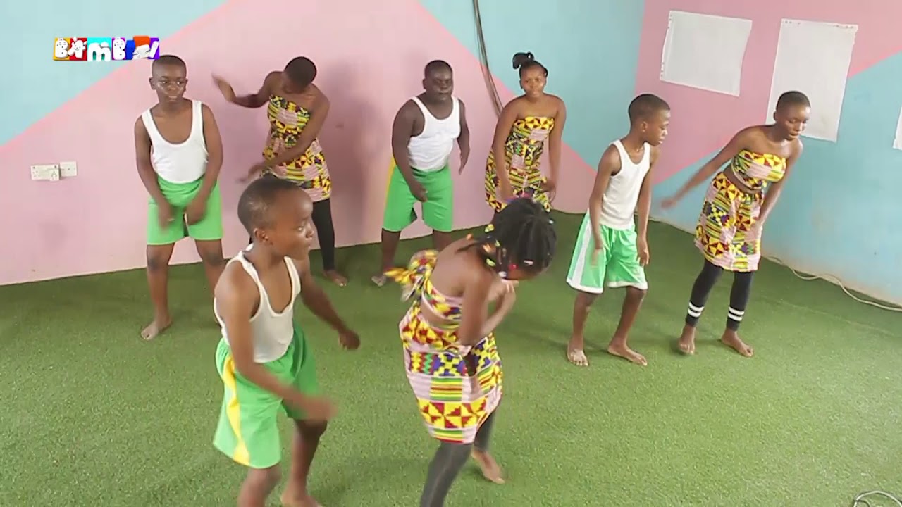 Ghana Masaka Kids Dancing Kumbaya in African style - YouTube