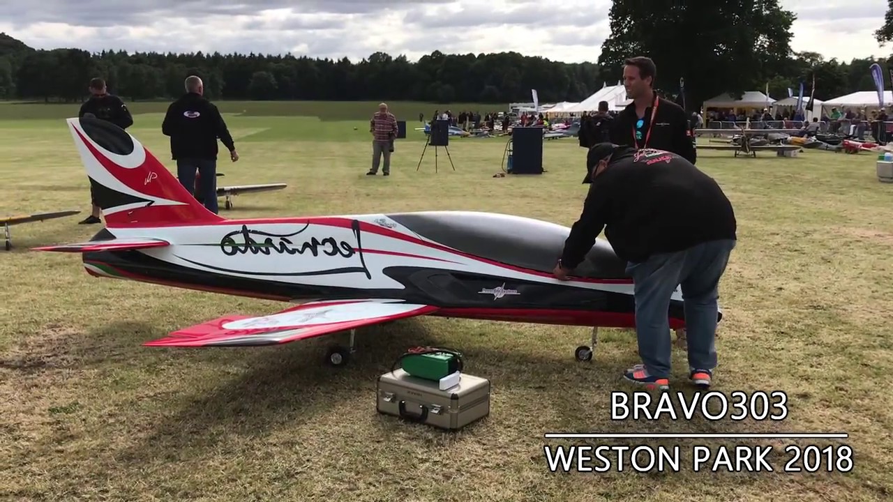 Red Wings Leonardo Turbine RC Jet - Martin Pickering - Weston Park 2018 ...