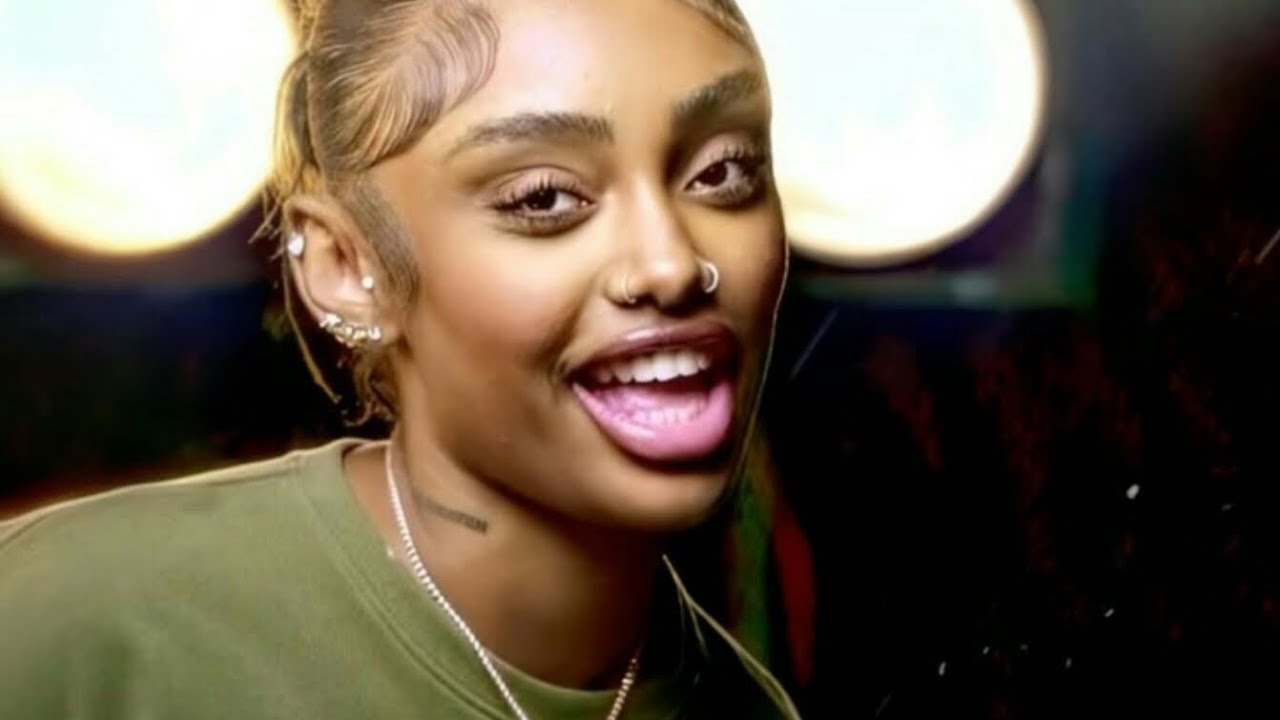 laybankz (Would you love me?) song 🎹🎶 - YouTube Music