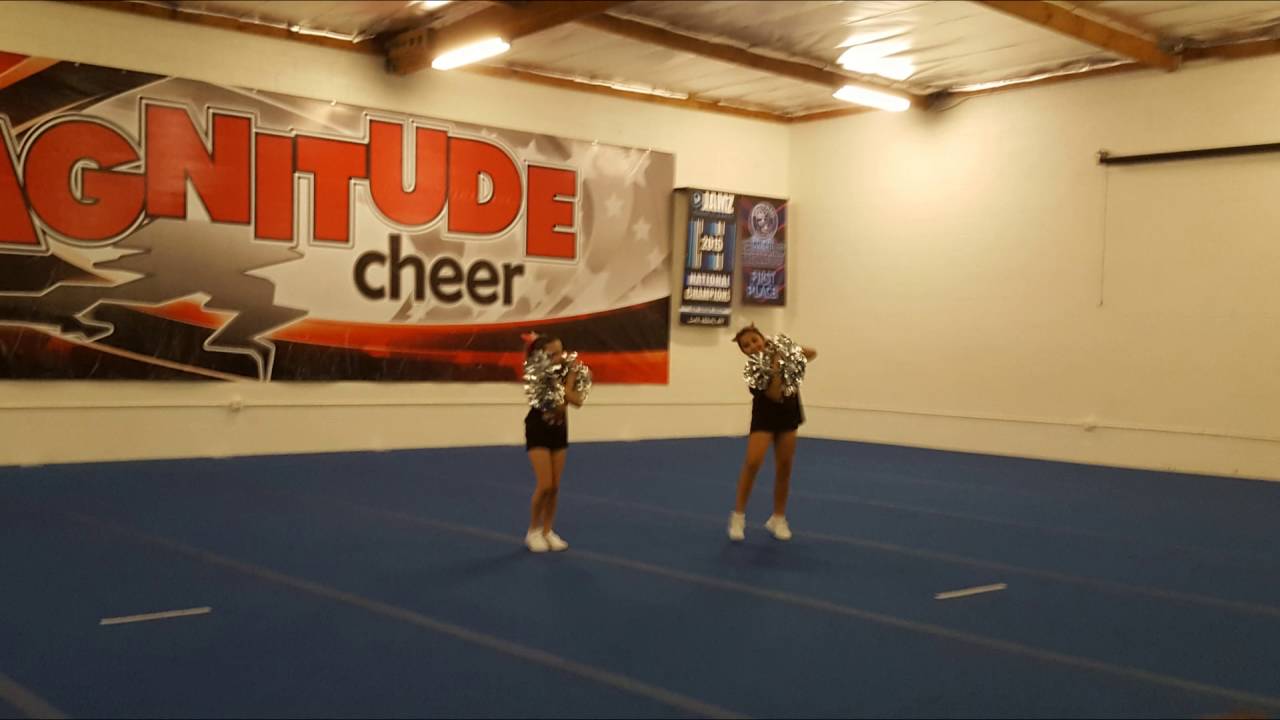 Magnitude Cheer I Showcase 2016 I Northridge, CA - YouTube