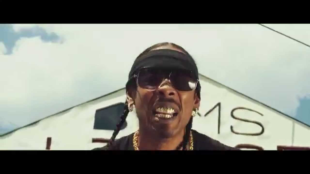 BIG GIPP - "I AIN'T TRIPPIN" (OFFICIAL VIDEO) - YouTube