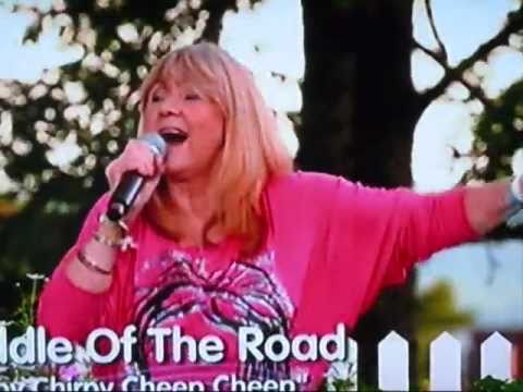 Middle Of The Road Live In Norway July 2011, Sally Carr "chirpy chirpy ...