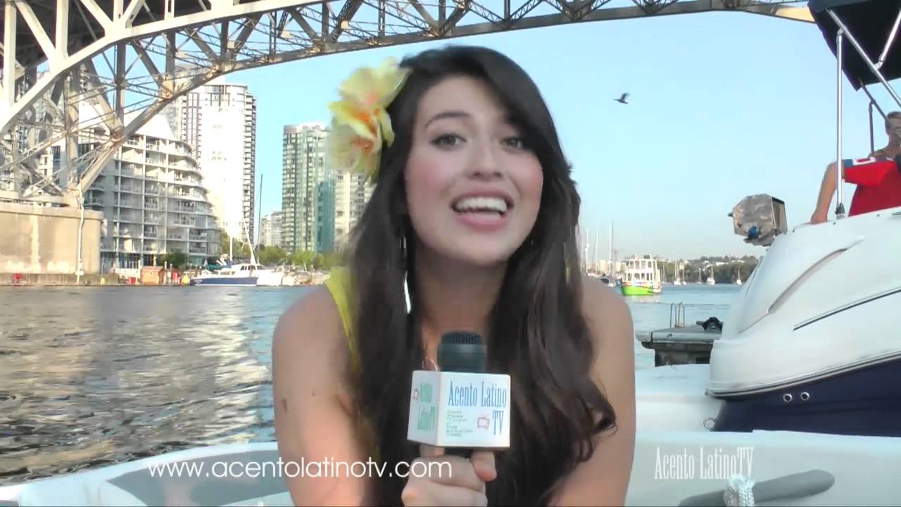 Daniela Carmona - Acento Latino outro - YouTube