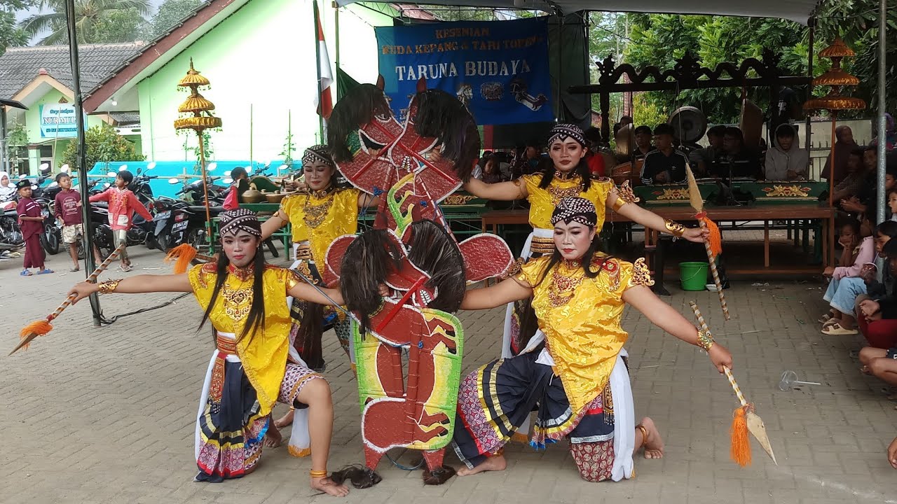 APIK TENAN KUDA KEPANG PUTRI TARUNA BUDAYA TIMBANG LIVE BALAI DESA ...