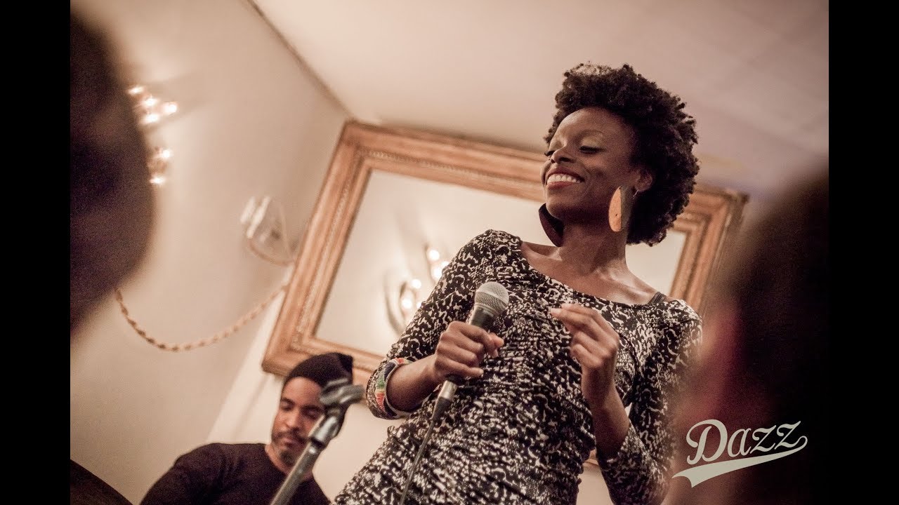 HIGHER (ASTRID JONES & THE BLUE FLAPS) DAZZ GASTEIZ - YouTube