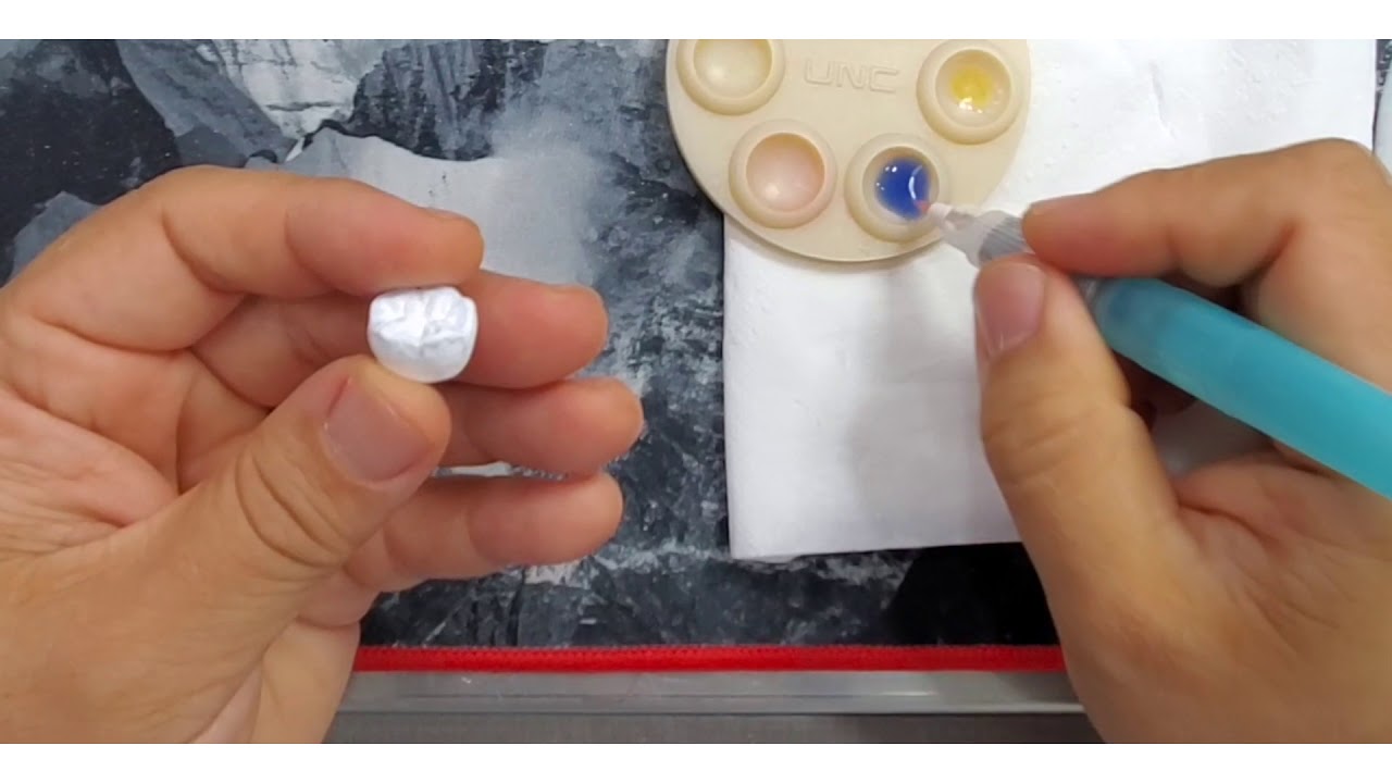 UNC Coloring zirconia - YouTube