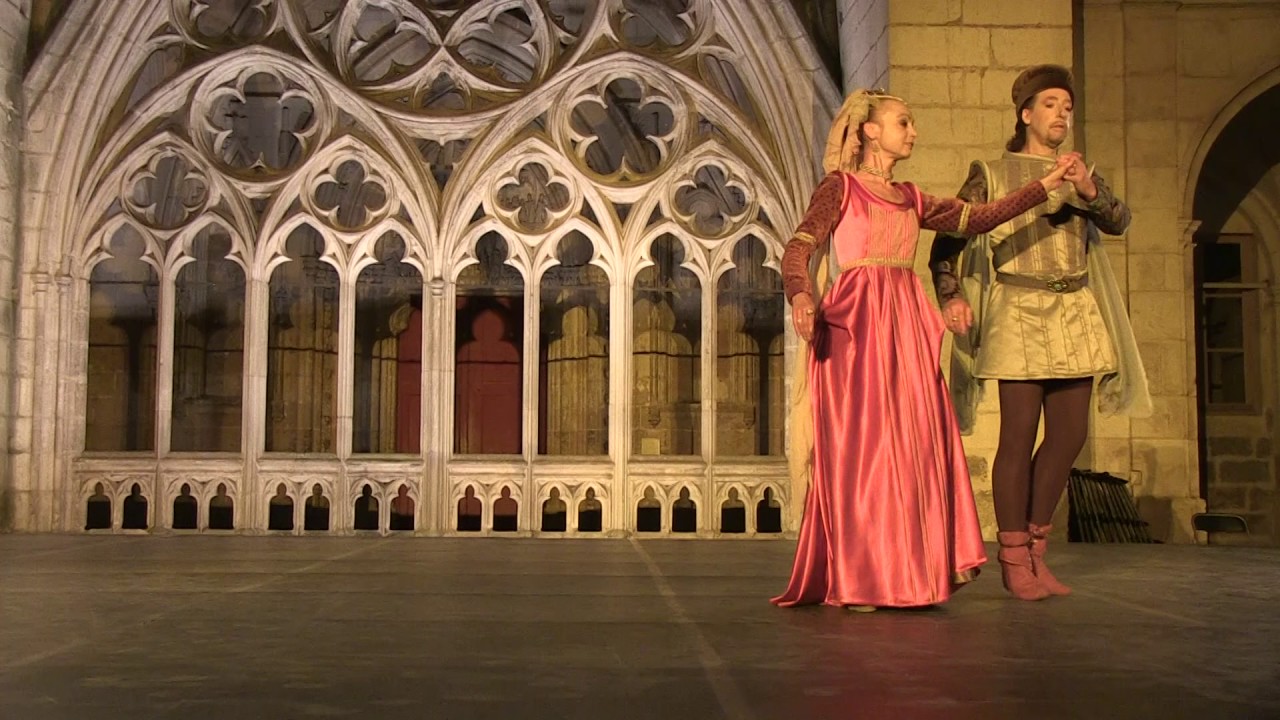 Bassa Danza Lauro - YouTube