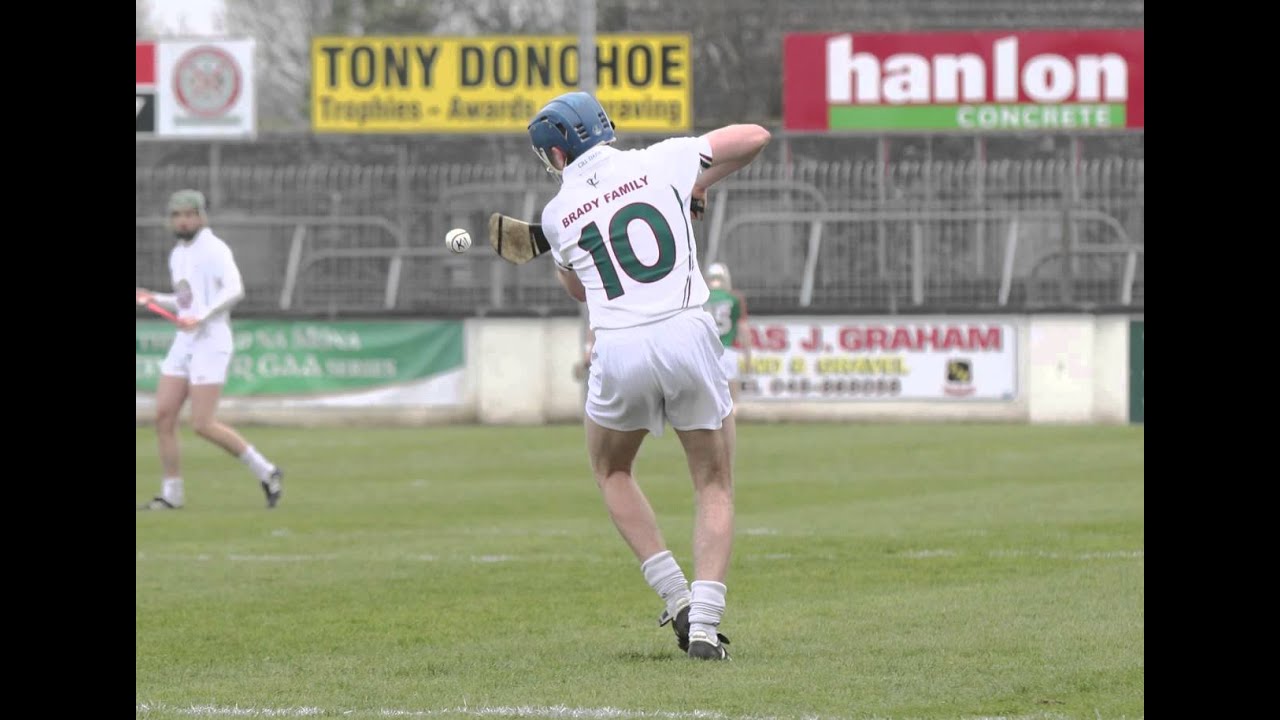 Hurling free taking - YouTube