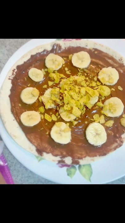 Nutella Banana Dessert Pizza 🍕 #simplerecipes #quick #easy - YouTube