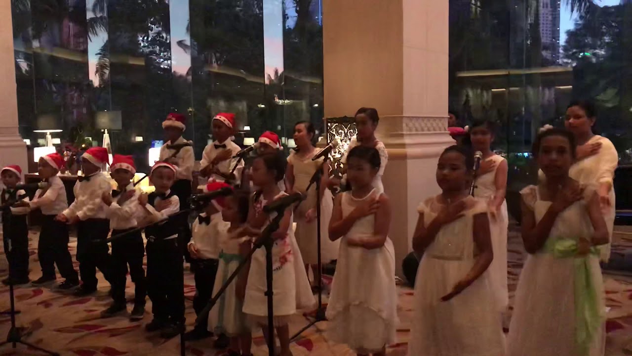 Feliz Navidad - Fortunate Kids - YouTube