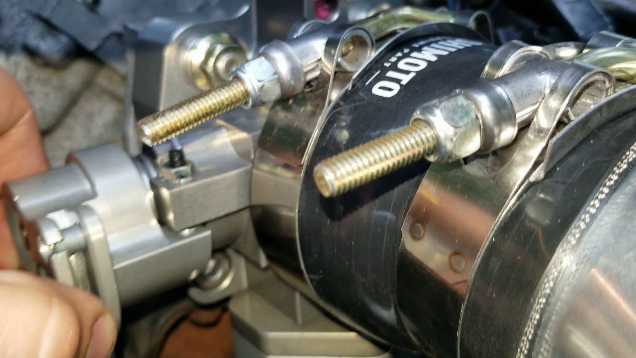 Skunk2 In Action - Throttle Sticking - YouTube