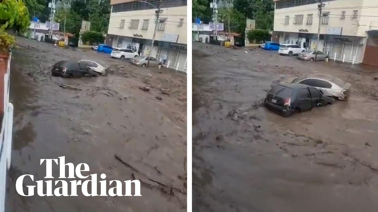 Venezuela: landslide turns streets into rivers of mud and water - YouTube