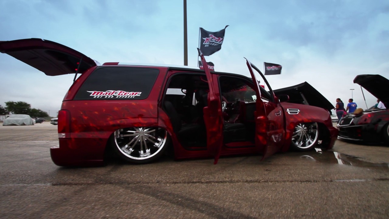 Battle Drag - Texas Car and Truck Show. (Milestones) - YouTube