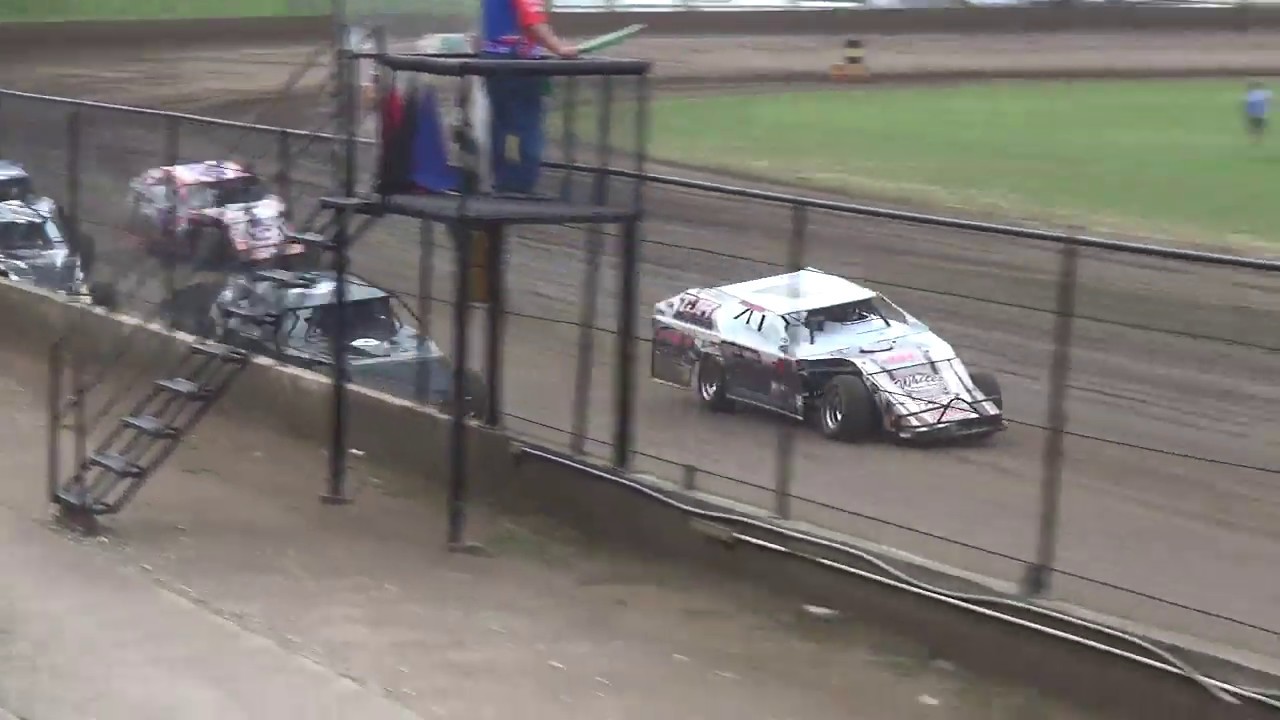 USRA B-Mod Heat 3 Fayette County Speedway West Union ,IA 9/1/19 - YouTube