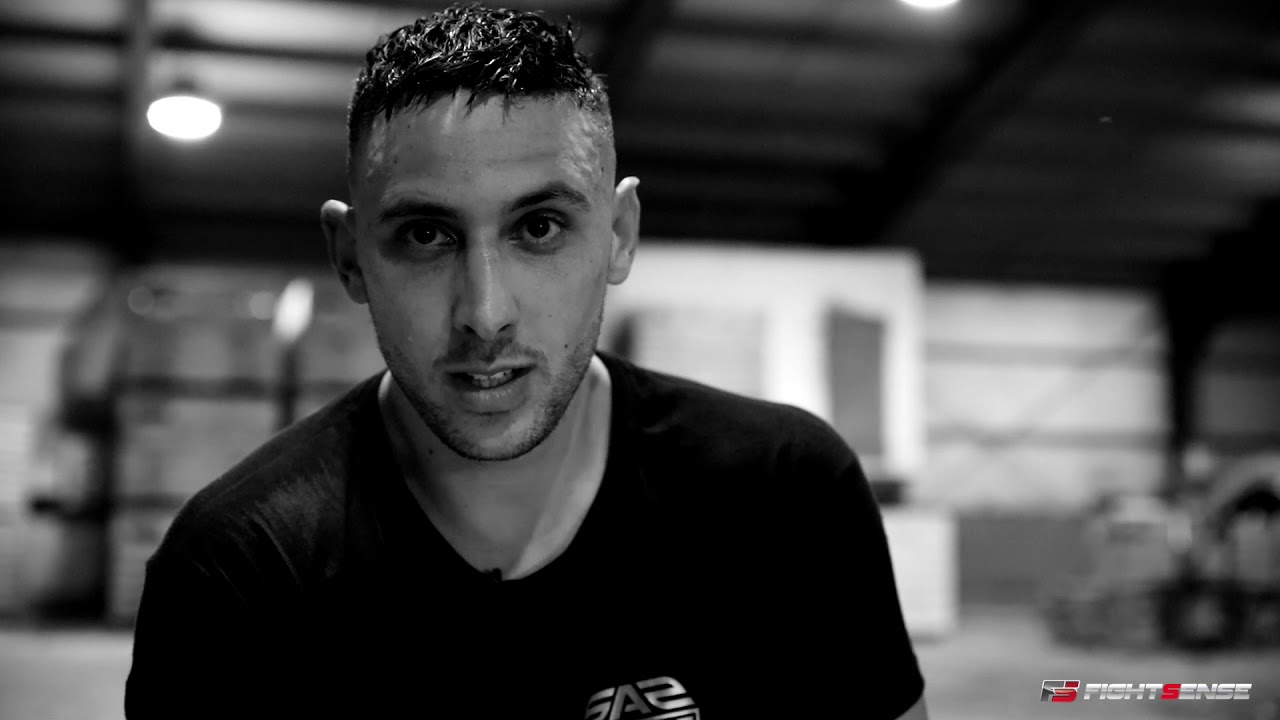 Reda Zaidi: "Jullie weten van me dat ik mensen K.O sla dus kom allemaal ...