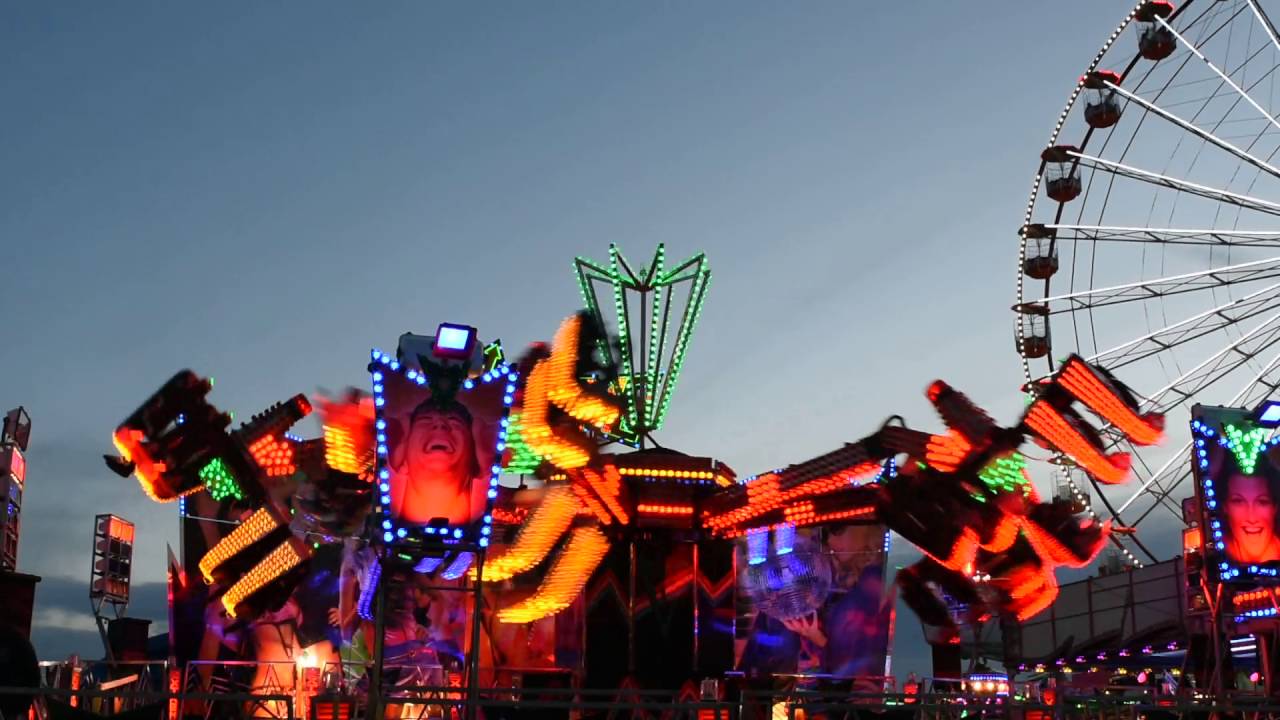 Extreme off ride town moor hoppings 2016 - YouTube