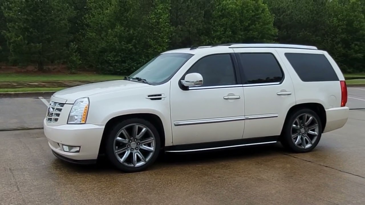 Lowered Escalade. 2007 Cadillac Escalade 3.5/4 drop. - YouTube