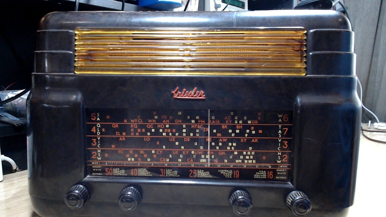 Kriesler 11-7 Radio Restore - Where there’s smoke there’s fire - YouTube