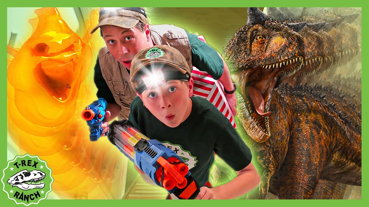 Dinosaurs in Haunted Cabin! Ghost and Dinosaur Family Video | T-Rex ...