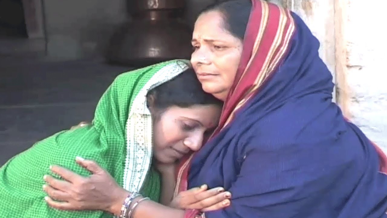 Sadguru Sant Balumama - Marathi Devotional Scene 10/13 - YouTube