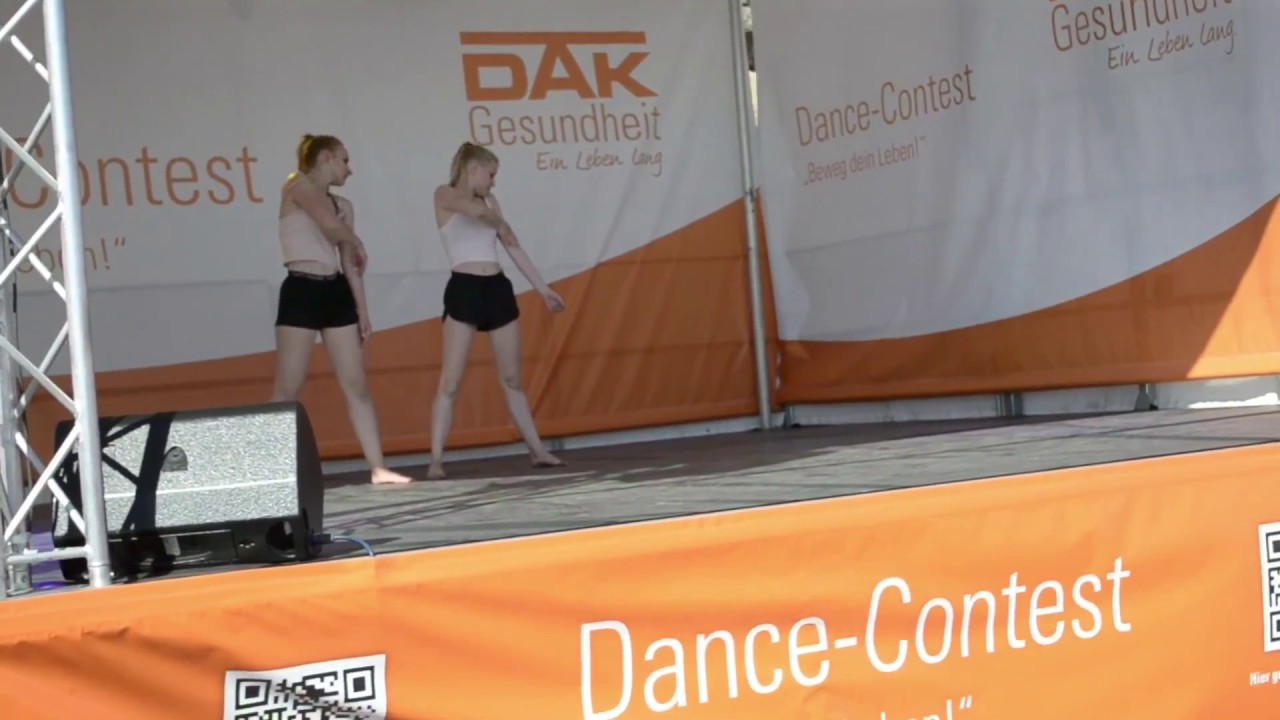 SeMiContrast | DAK-Dance Contest Performance - YouTube